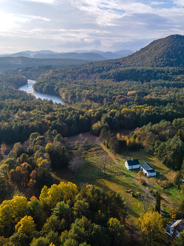 Joseph McCarthy & Veronica Lake Farmhouse - Elms Waterfront Cottages ...
